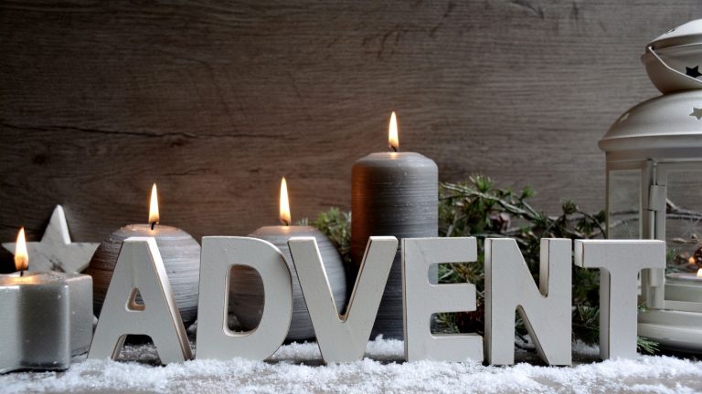25 Advent Bible Verses to Prepare Your Heart for Jesus